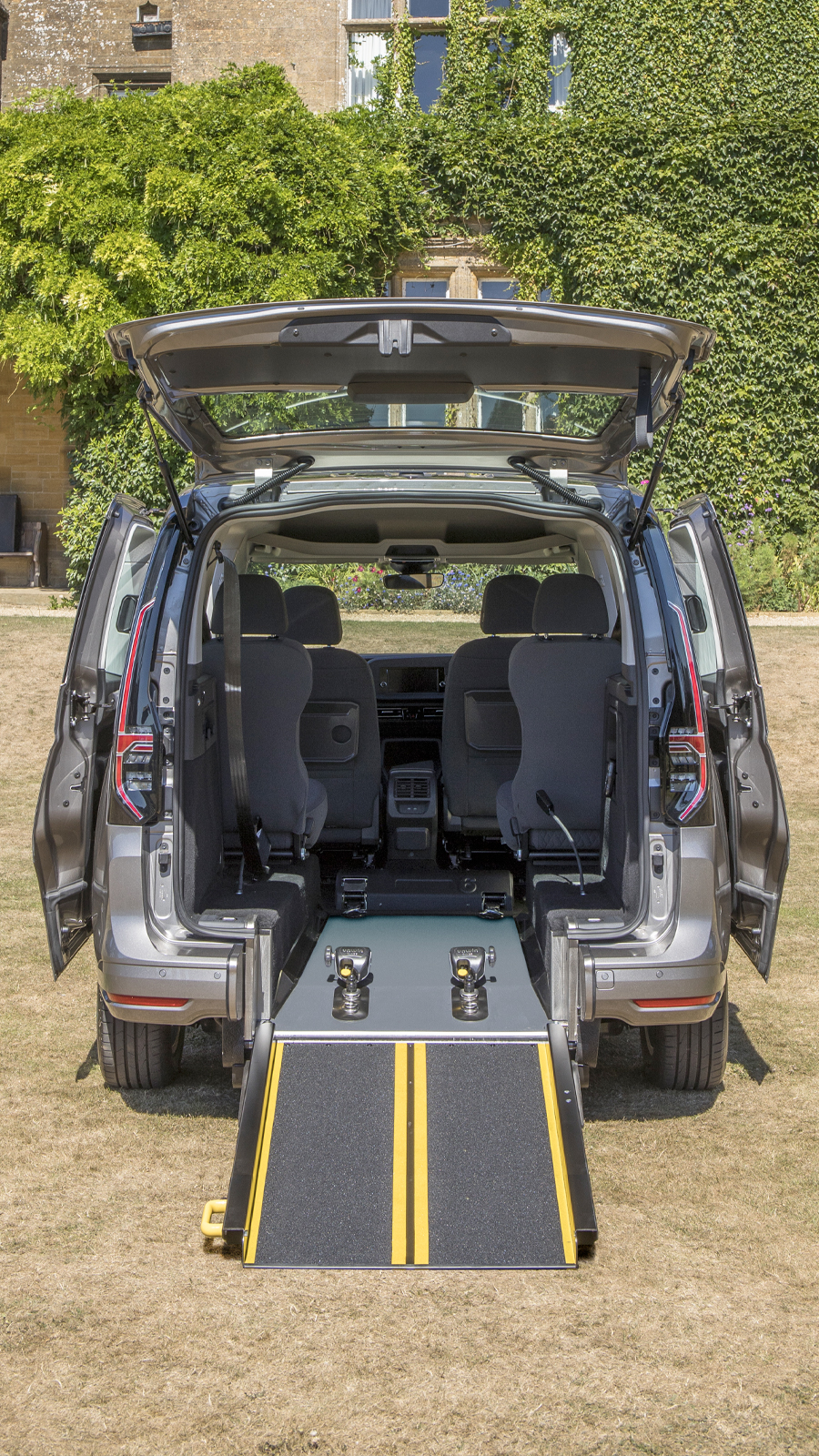 Volkswagen Caddy Wheelchair Accessible Vehicle (WAV)